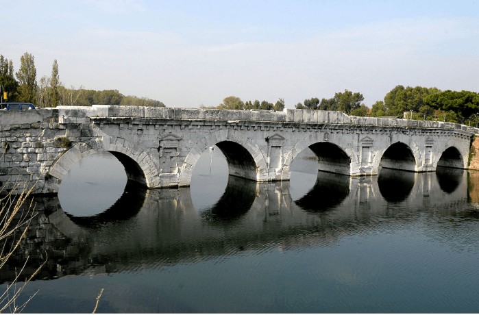 How Julius Caesar Crossed the Rubicon and Took Ariminum – Antigone